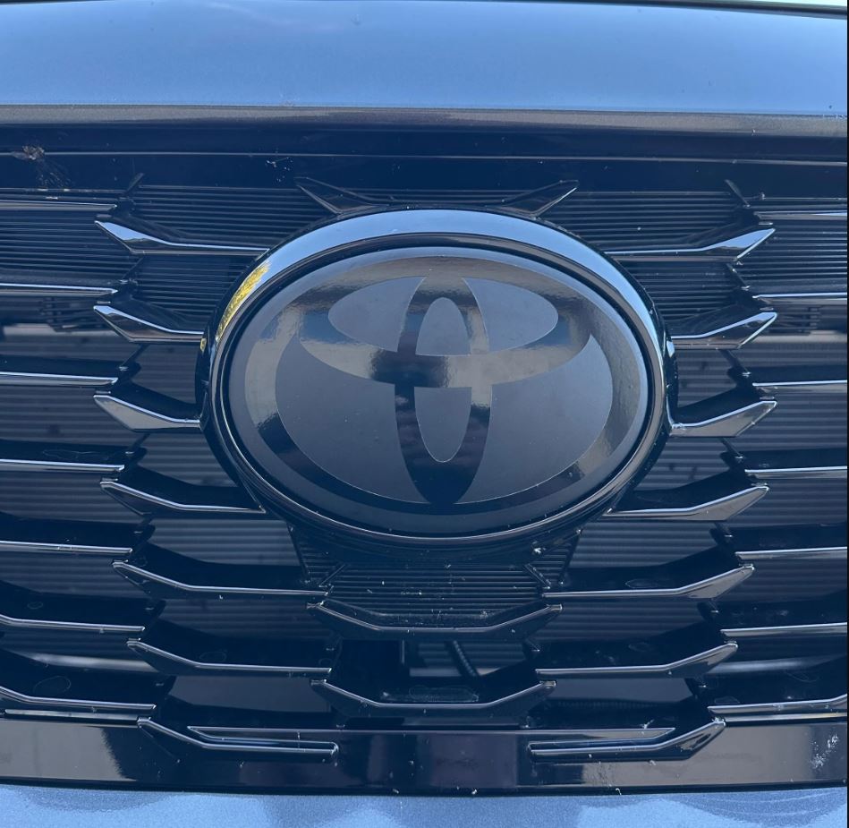 Toyota Highlander Logo 2020 Toyota Highlander Features New Look,