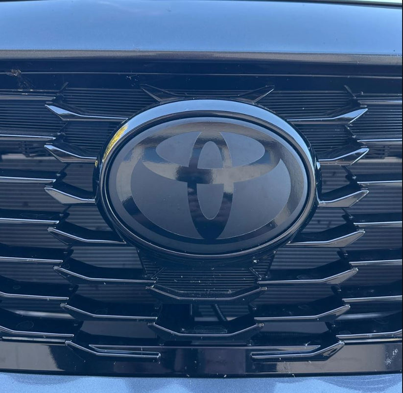 2017 - 2025 Toyota Highlander Stealth Front Emblem Vinyl Overlay ...